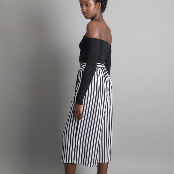 Pants & Jumpsuits | Sainey Black White Belted Culotte Trousers | Poshmark